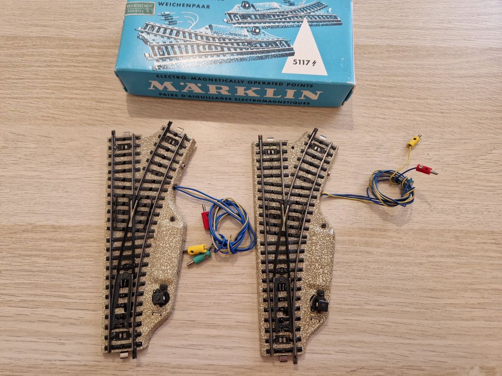 Märklin 3601 weichenpaar M H0 (Gebraucht) in St-Aubin-Sauges für CHF 21 – mit Lieferung auf ...