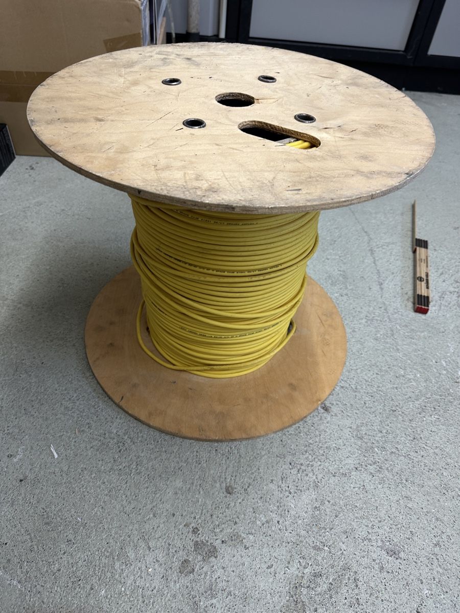 Leoni Kerpen Megaline E2-30 Kabeltrommel, U/U 4P H Space (Neu (gemäss ...