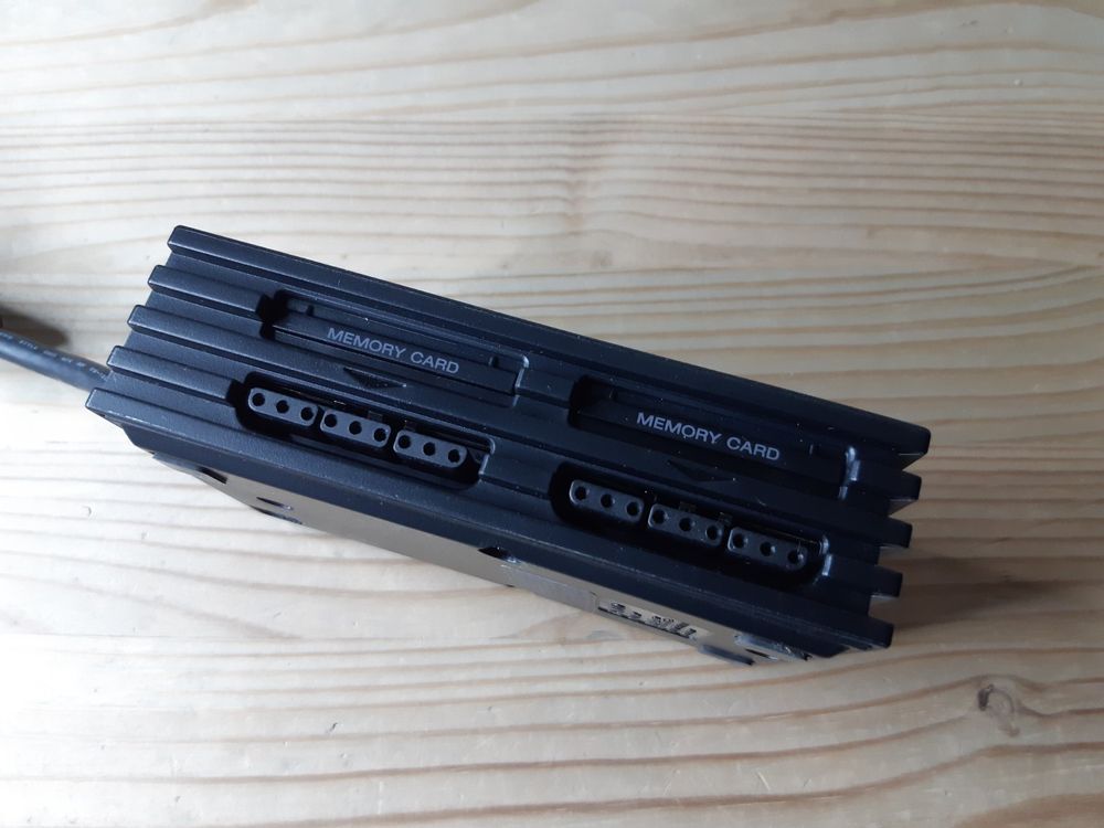 Original SONY Playstation 2 PS2 FAT Multiplayer Multitap (Gebraucht) in ...