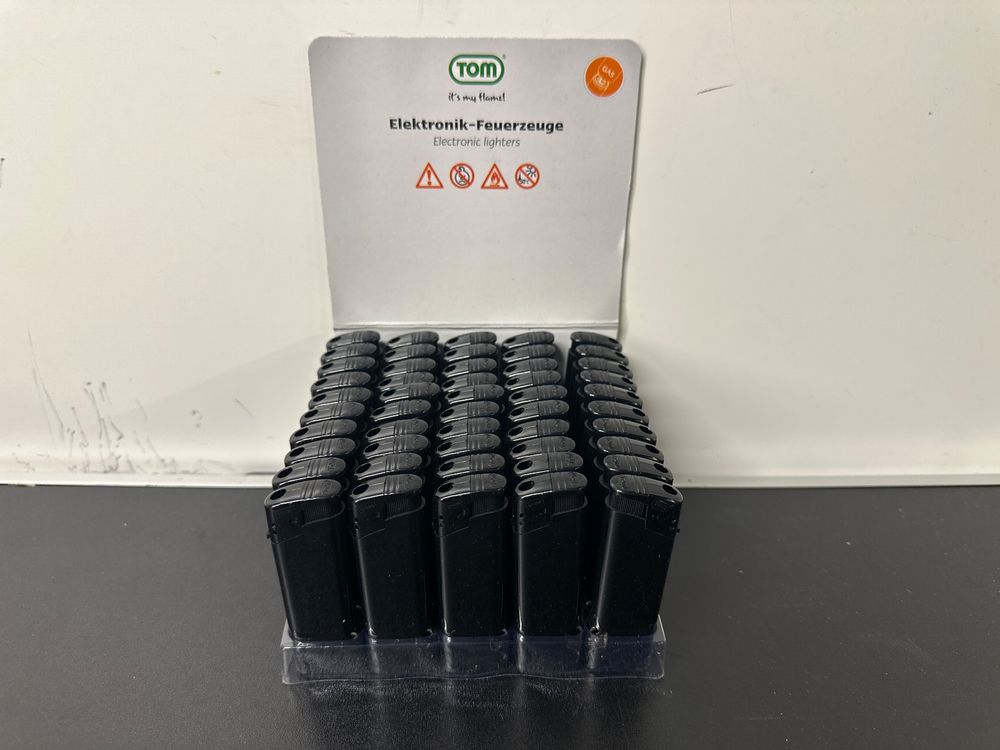 Neu Display Elektronik- Feuerzeug schwarz (50x) (Neu und originalverpackt) in Inwil für CHF 6 ...