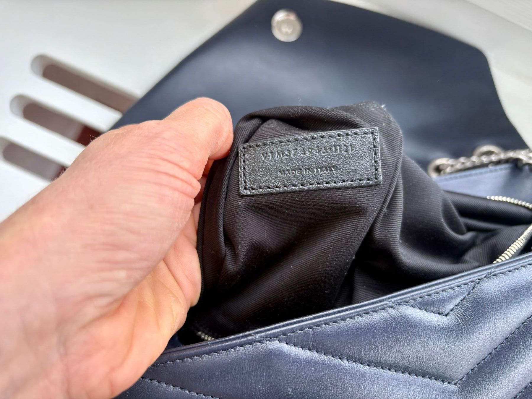 Borsa nera Yves Saint Laurent (Usato) a Rancate per CHF 1200 – con ...