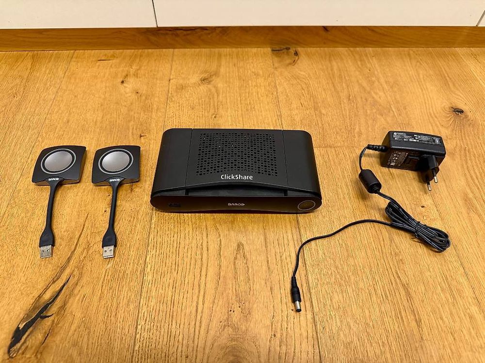 Barco Clickshare CS-100 + 2x Button (Gebraucht) in Unterkulm für CHF ...