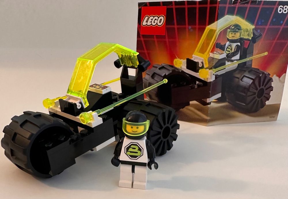 Vintage LEGO Space 6851 "Tri-Wheeled Tyrax", 1991, ab 1.- (Gebraucht ...