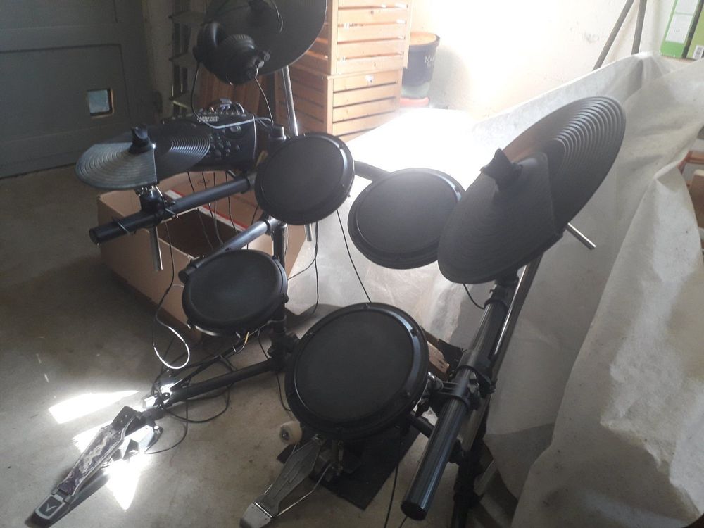 Elektronisches Schlagzeug - Millenium MPS 400 | Kaufen auf Ricardo