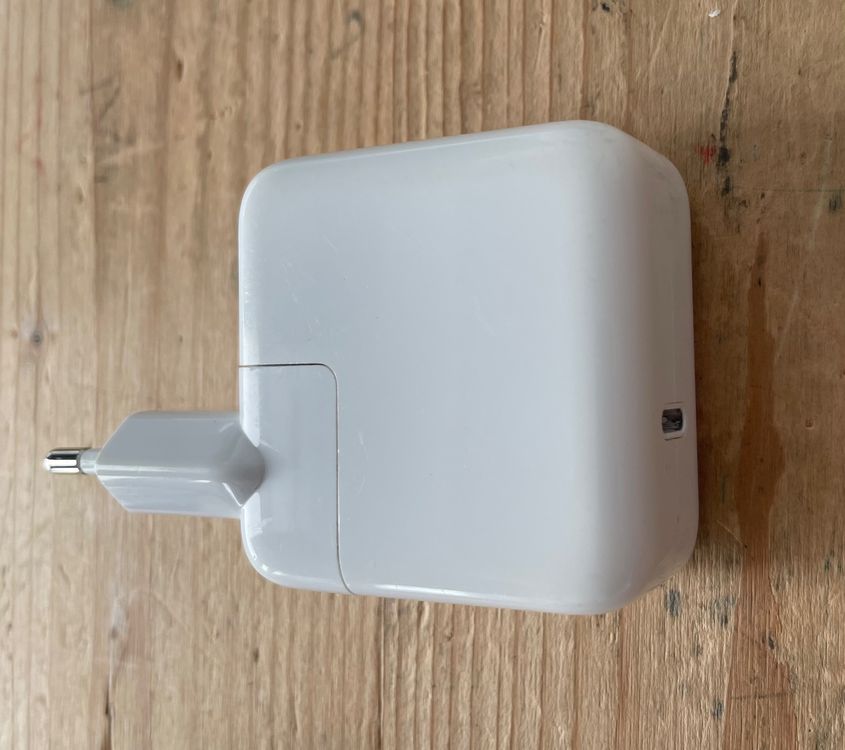 Original Apple 30W USB‑C Power Adapter (Gebraucht) in Bern für CHF 4 ...