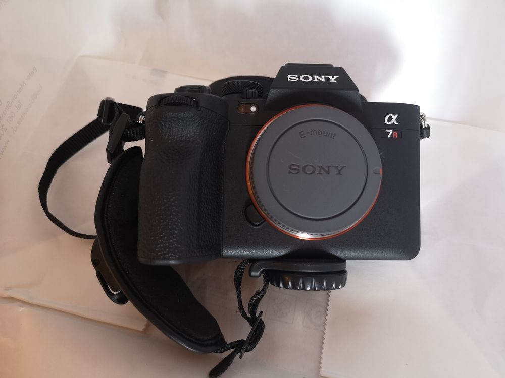 Sony alpha A7r5 + objectifs 70-200mm f.2.8 +16-35mm f.2.8 (Neu (gemäss ...