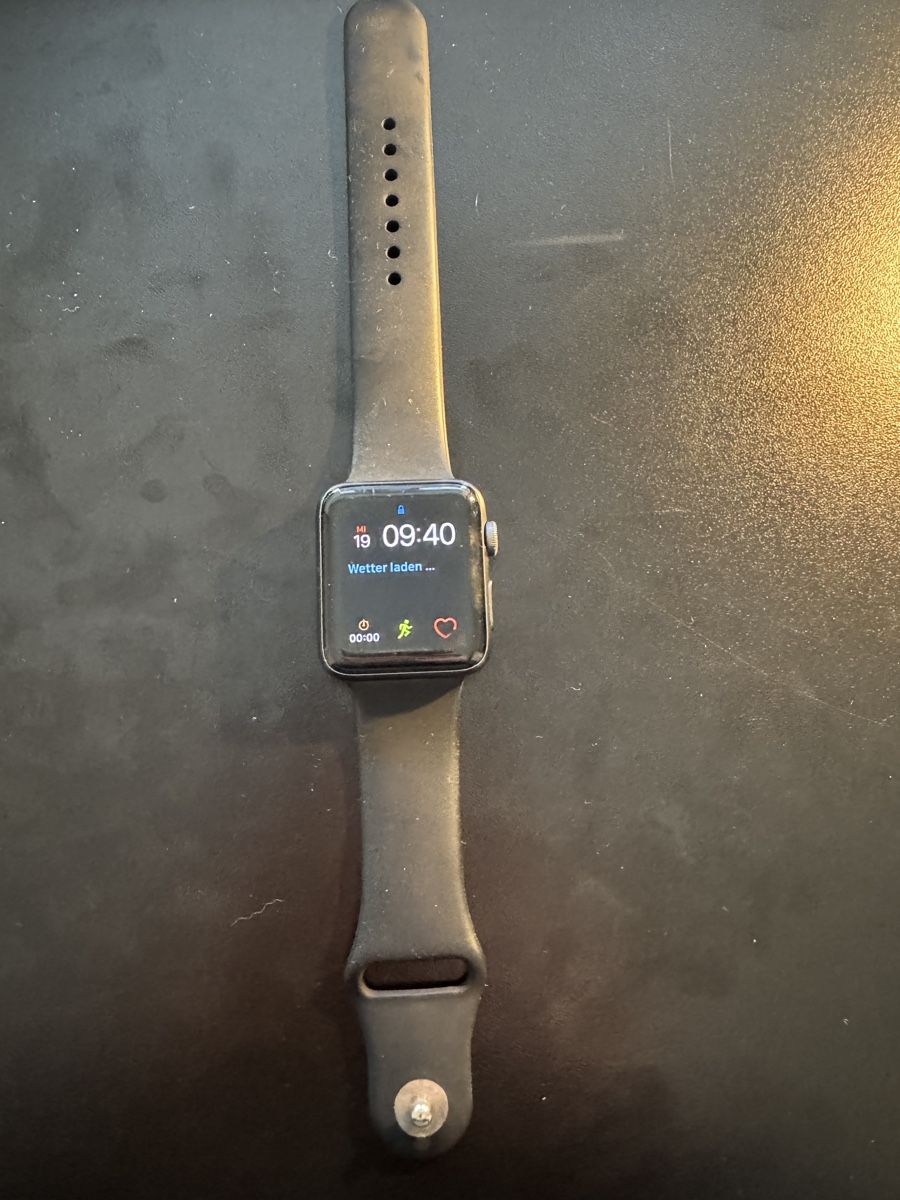 Apple Watche Series 3 42mm inkl e-sim (Gebraucht) in Horw für CHF 45 ...