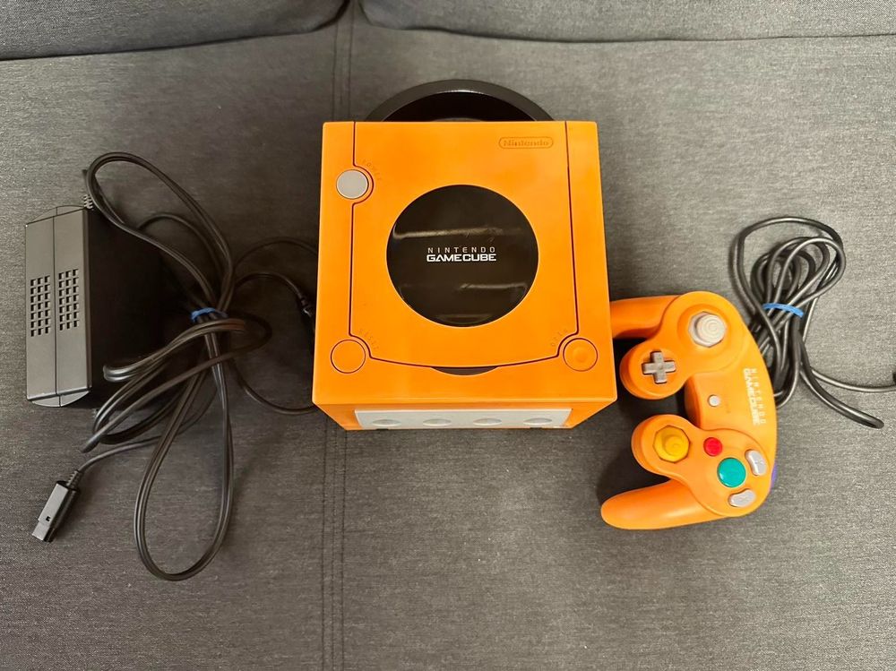 Console Nintendo Game Cube Orange Jap (Gebraucht) in Giubiasco für CHF ...