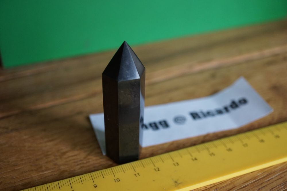 Schungit Shungit Shungite Spitze 6cm (Neu und originalverpackt) in ...