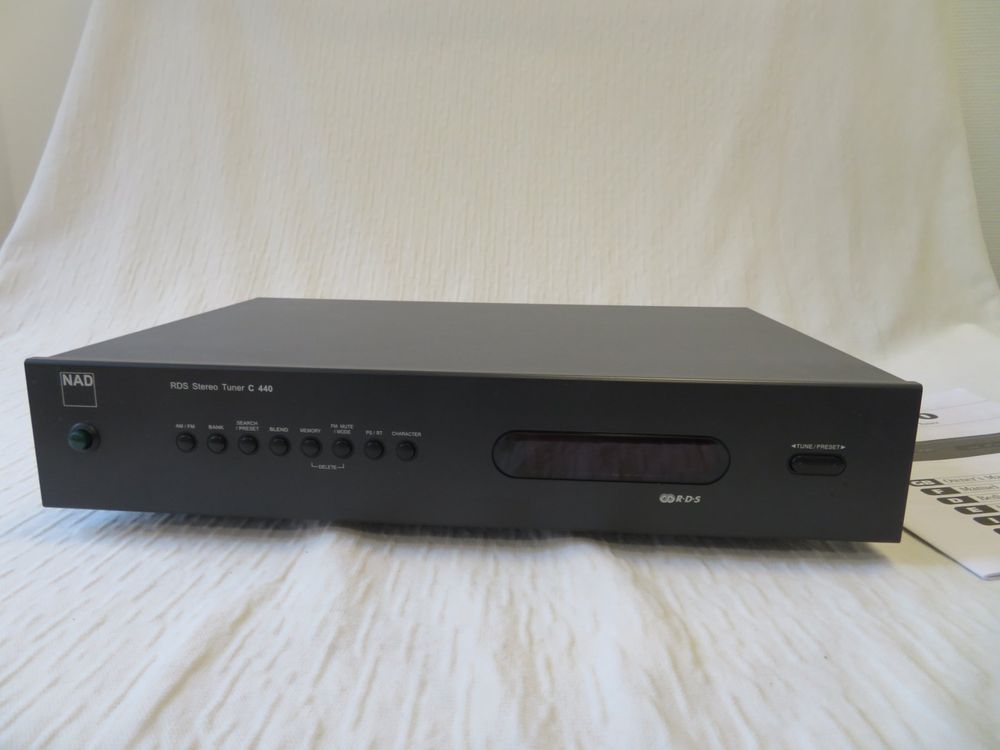 NAD C440 AM/FM Stereotuner (Gebraucht) in Reinach BL für CHF 16 – mit ...