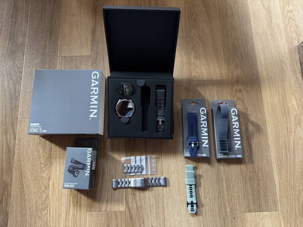 Garmin Fenix 8 Amoled Sapphire Titanium + HRM 600 + bracelet (Neu ...