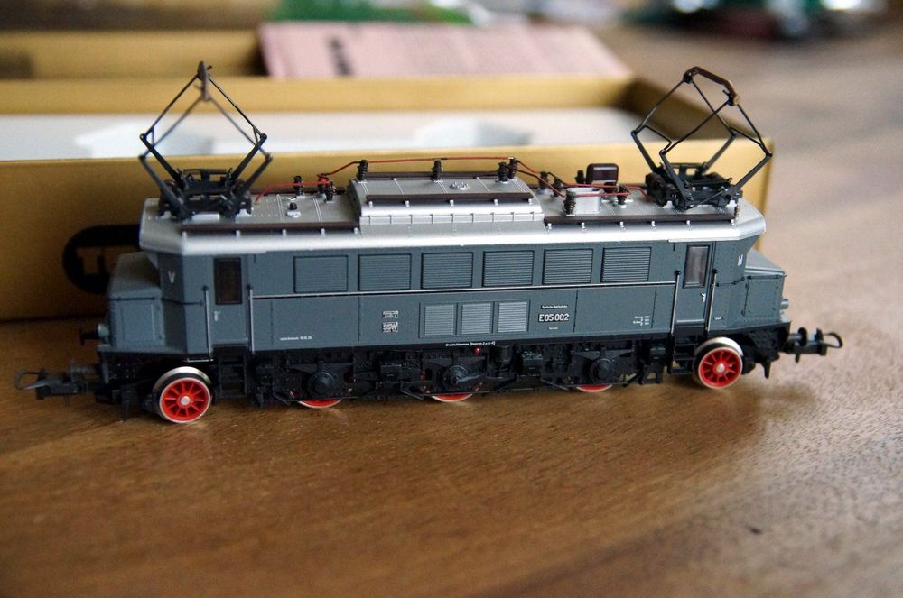 Trix 2439 - DR Baureihe E 05 002 (Gebraucht) in Schönenwerd für CHF 59 – mit Lieferung auf ...