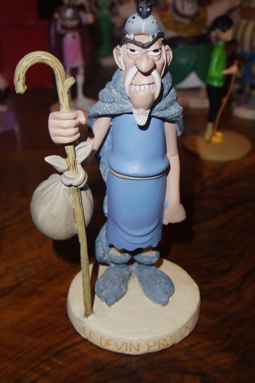FIGURINE ASTÉRIX °°°° LE DEVIN °°°° (Gebraucht) in Avenches für CHF 12 ...