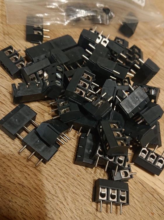50 Stk PCB terminal block 3 pol. RM5.00 - PTR PK5003 | Kaufen auf Ricardo