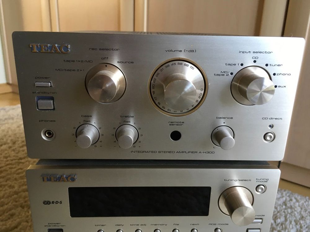 TEAC-Anlage A-H 300 Amp., Tuner, Tape, CD - Champagner-Farbe | Kaufen ...