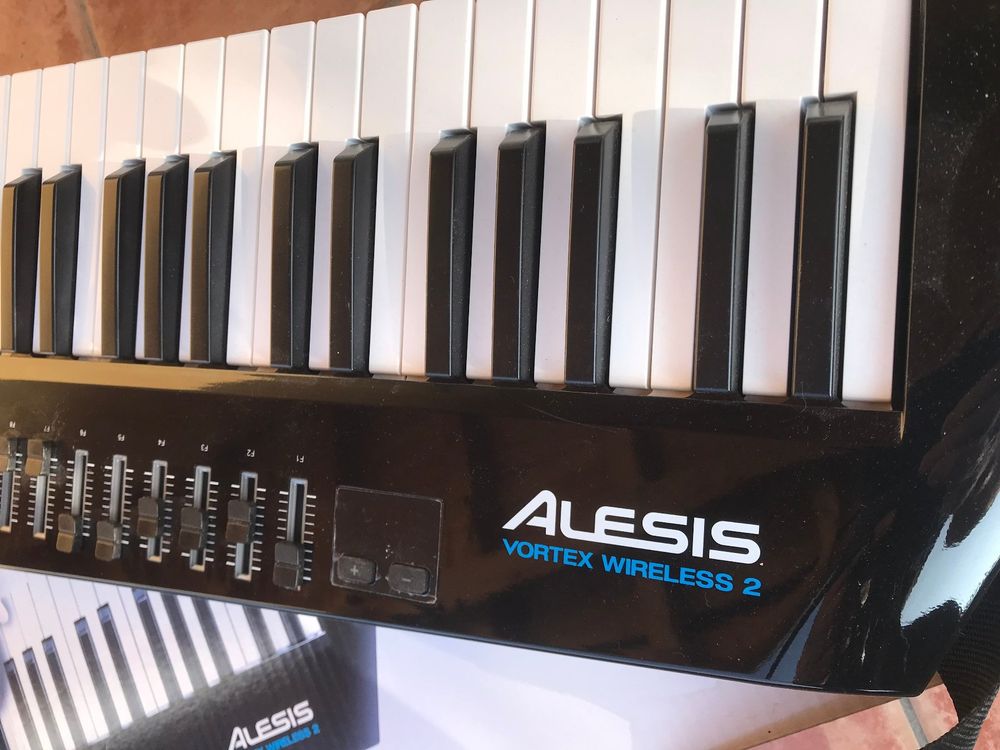 Alesis Vortex Wireless 2 Keytar (Gebraucht) in für CHF 190 – mit Lieferung auf Ricardo kaufen