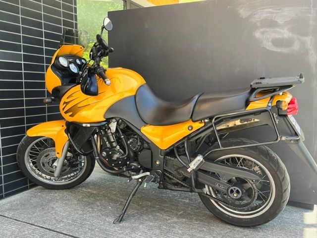 Triumph Tiger 885i | Kaufen auf Ricardo