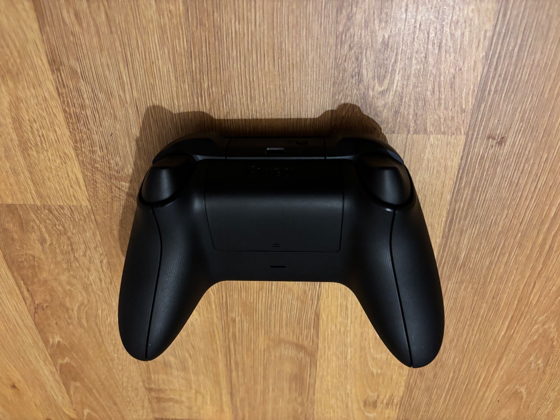 Xbox Series X/S Controller + 8Bitdo 2 Adapter (Gebraucht) in Luzern für ...