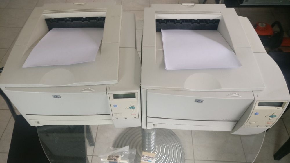 HP LaserJet 2300dn + HP LaserJet 2300(n) | Kaufen auf Ricardo
