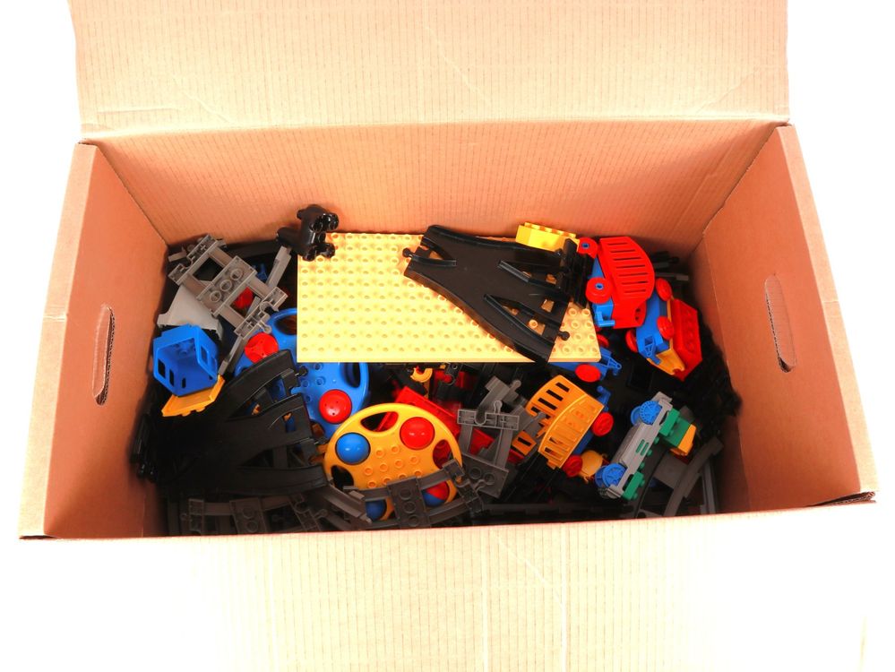 LEGO Dublo Eisenbahnset und Rasseln (Gebraucht) in Steinen für CHF 35 ...