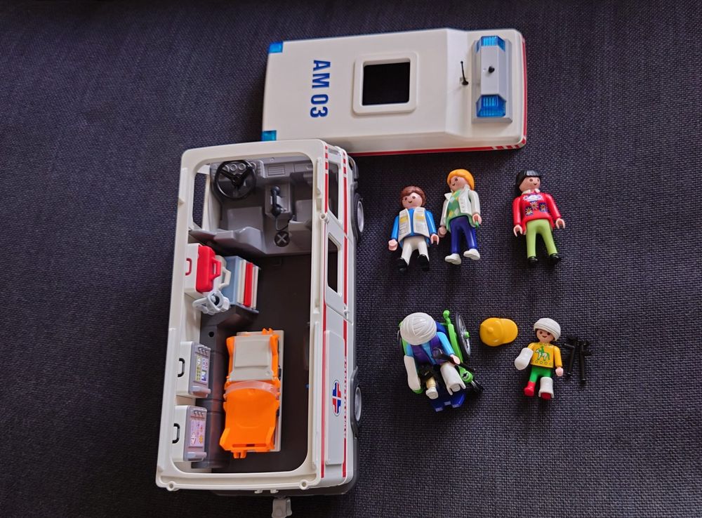 Playmobil Krankenwagen (Gebraucht) in Killwangen für CHF 6 – mit Lieferung auf Ricardo kaufen