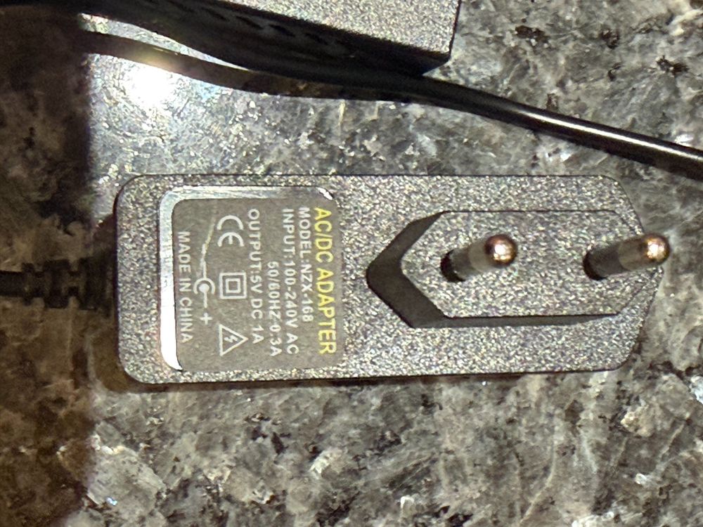 4-fach HDMI 4K Adapter Splitter (Gebraucht) in Jenaz für CHF 7 – mit ...