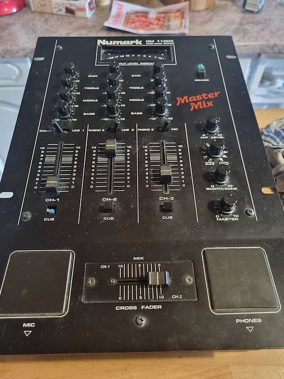 Pre amp mixer numark dm1100x (D'occasion) à Arnex-sur-Orbe pour CHF 30 ...