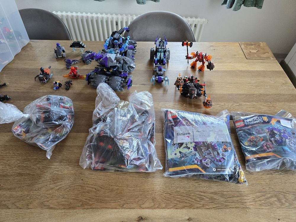 Grosses Lego Nexo Knights Set - Jestro (Gebraucht) in Kirchleerau für ...