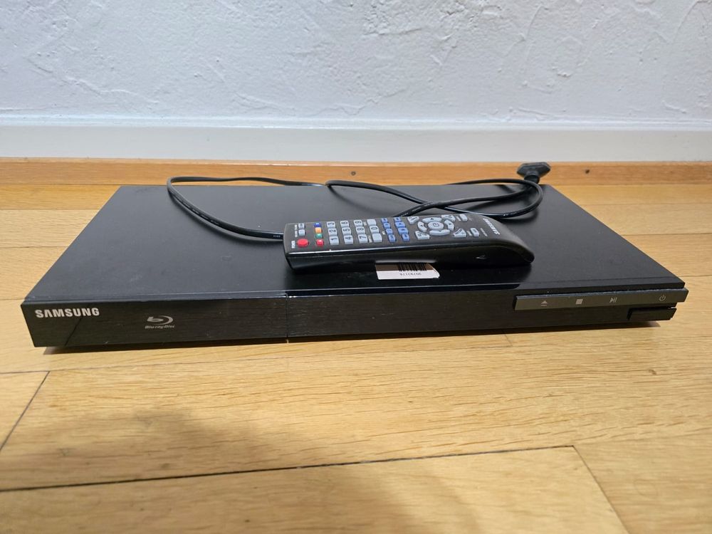 Blue Ray Player (Gebraucht) in Winterthur für CHF 5 – nur Abholung auf ...