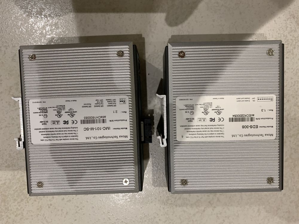 Moxa Ethernetswitch EDS-308 und Medienconverter IMC-101-M-SC (Gebraucht ...