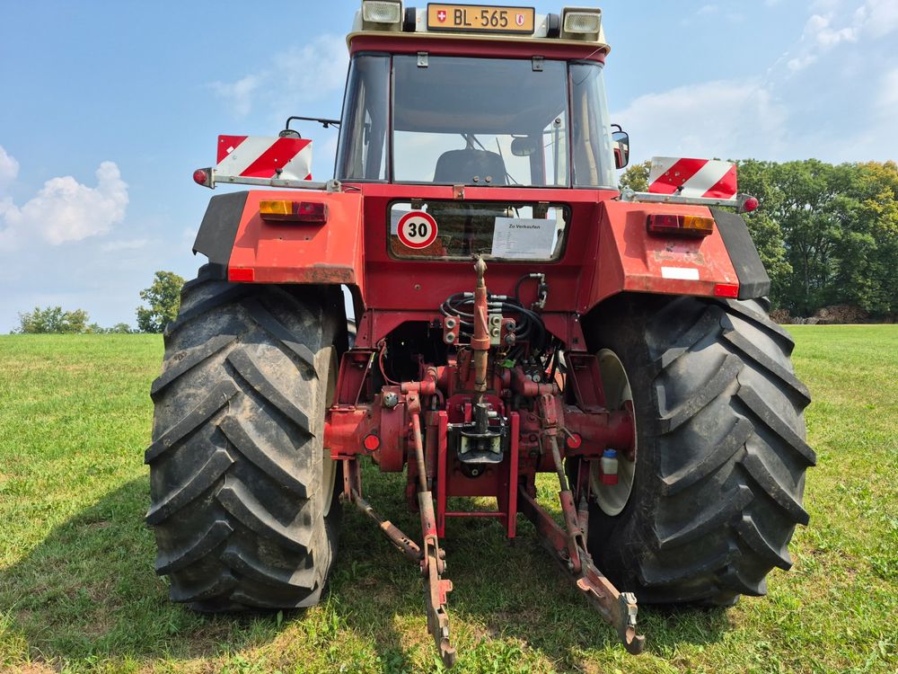 International 1255 XL Traktor, ab MFK (Gebraucht) in Langenbruck für ...