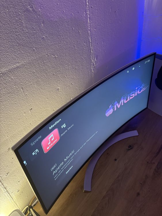 LG 38UC99-W ist ein 38 Zoll Curved UltraWide Monitor (Gebraucht) in ...