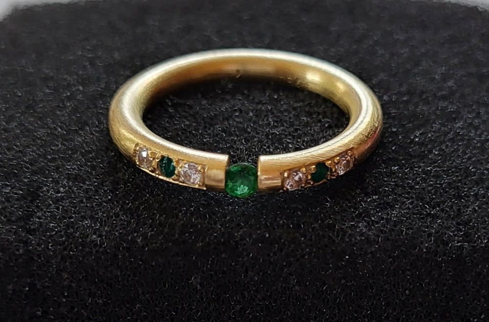 Gold 750 Massiv Ring Mit Smaragde/Steine | Kaufen auf Ricardo