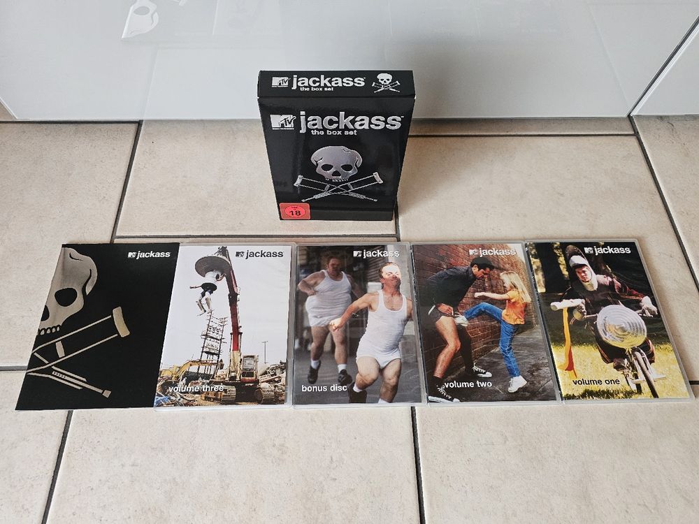Jackass - The Box Set / 4 Disc Set ink. Booklet (Gebraucht) in ...