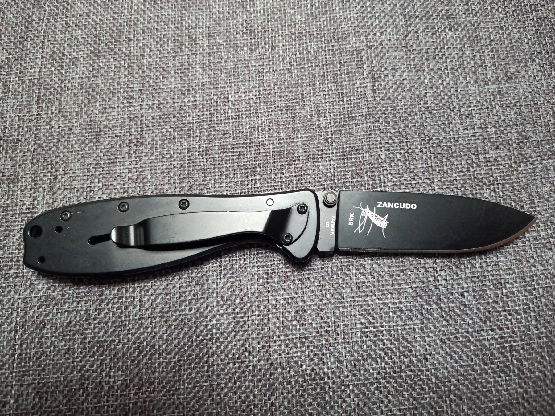 ESEE Zancudo D2 Carbon Fiber (Gebraucht) in Zermatt für CHF 49.9 – mit ...