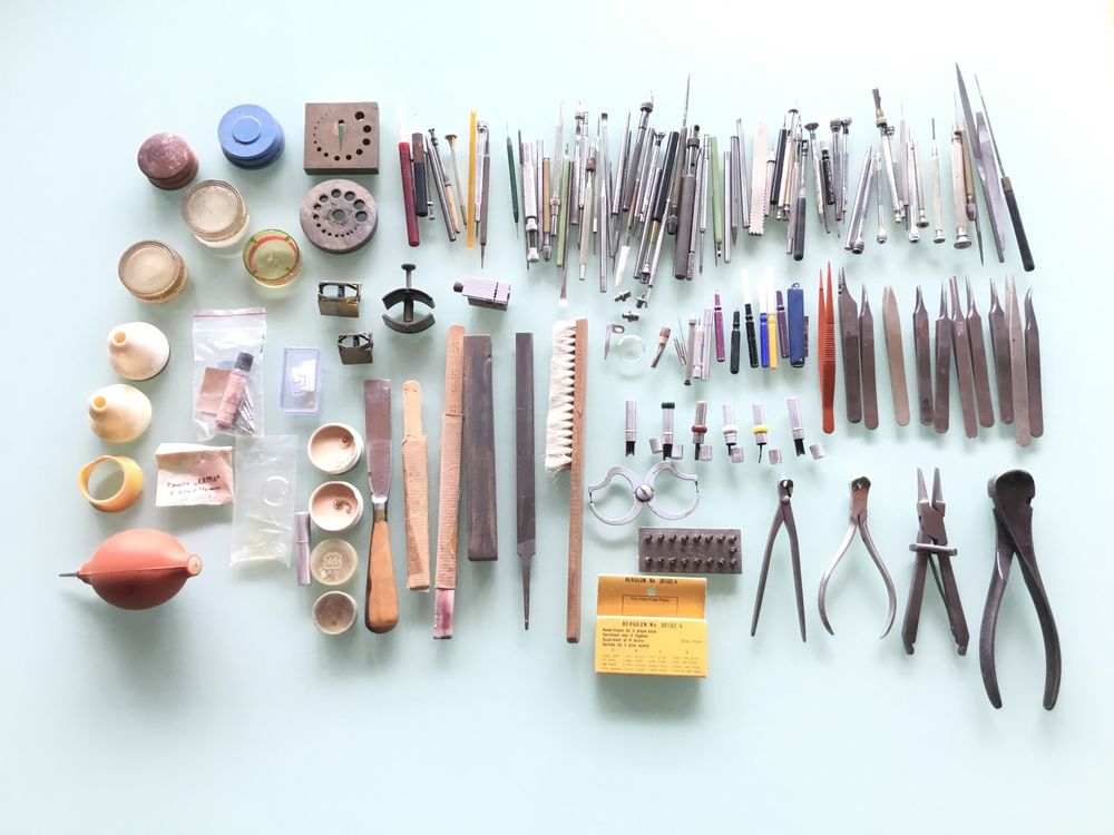 Lot d’outils pour horloger (D'occasion) à Malleray pour CHF 106 – avec livraison | Acheter sur ...