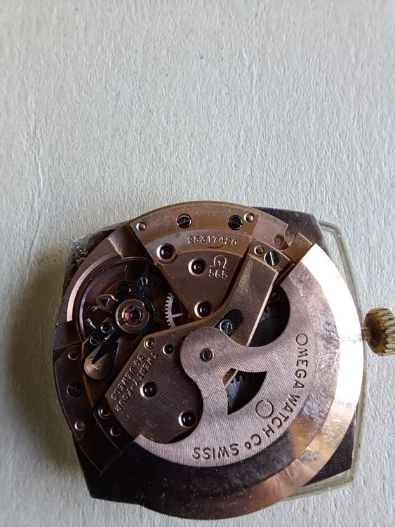 Omega mouvement 565 (Gebraucht) in Genève für CHF 200 – mit Lieferung ...