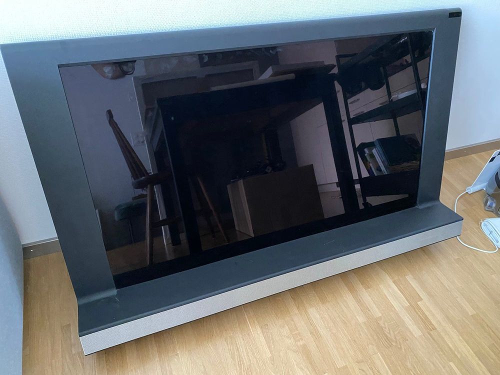 Bang Olufsen BeoVision 8-40" ab 50Fr (Gebraucht) in Zürich für CHF 50 ...
