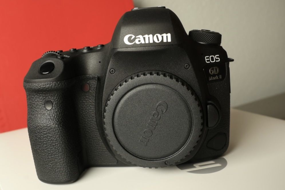 Canon EOS 6D Mark II (Neu (gemäss Beschreibung)) in Onex für CHF 600 ...