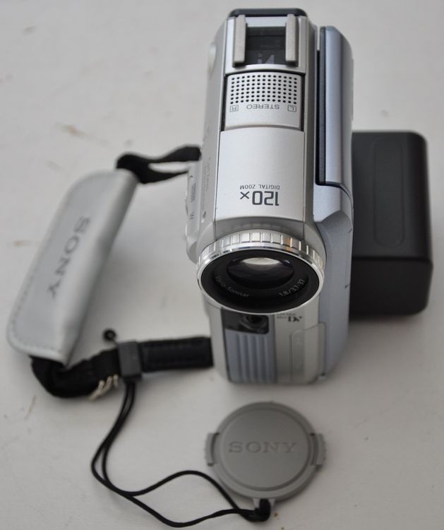 Digital Video Kamera Recorder SONY Mini DV Handycam + Zubeh. (Gebraucht ...