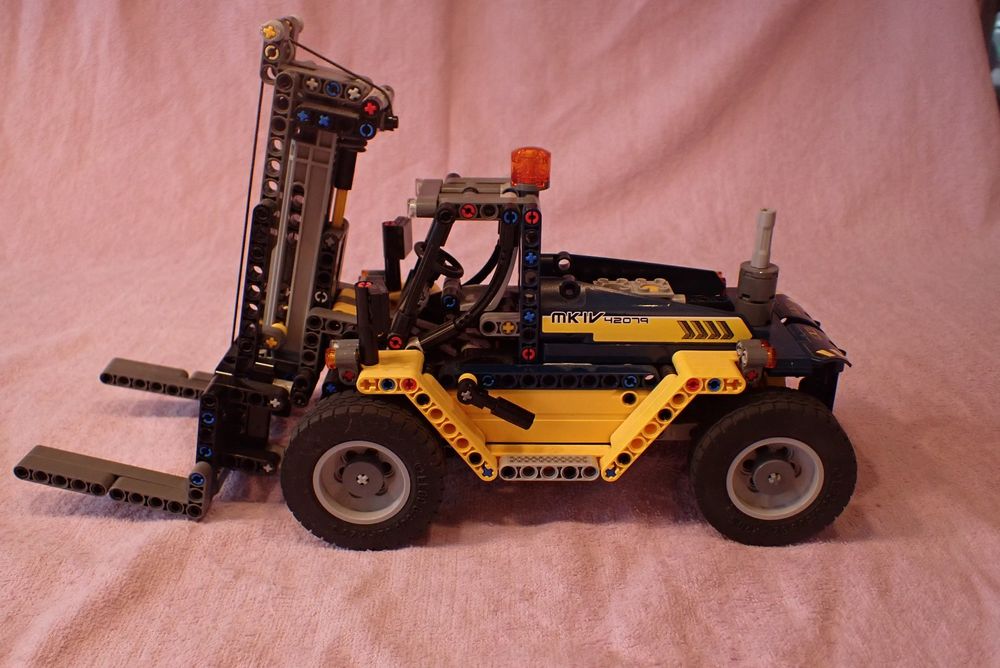 LEGO Technik 42079 Schwerlast-Gabelstapler Hubstapler (Gebraucht) in ...