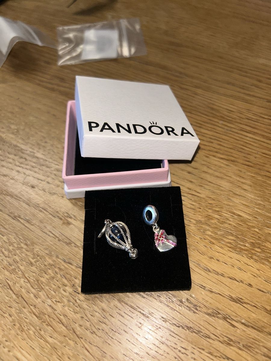 Pandora Charm-Anhänger, Herz/ Pralinenschachtel und Ballon (Neu und ...