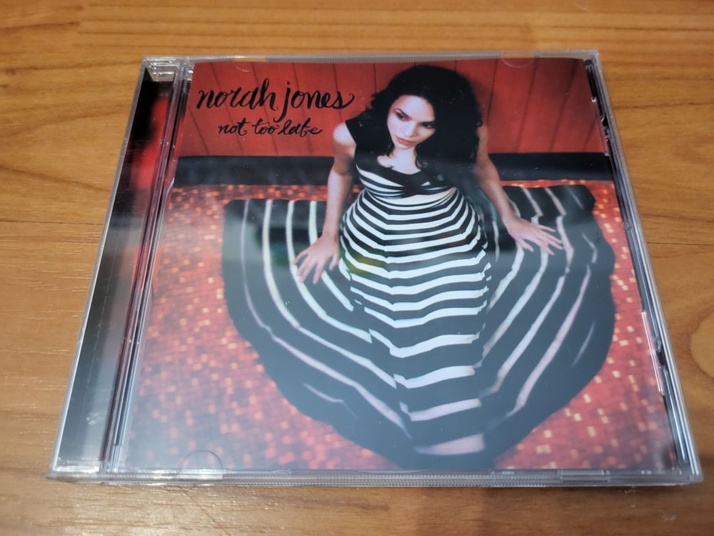 Norah Jones - Not Too Late CD | Kaufen auf Ricardo Norah Jones - Not Too Late CD | Kaufen auf Ricardo