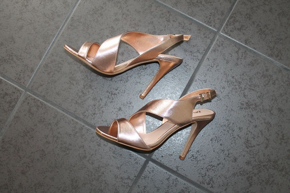 LAST CHANCE Miss KG Kurt Geiger Sandalen Gr.39 rosé-gold NEU (Neu und ...