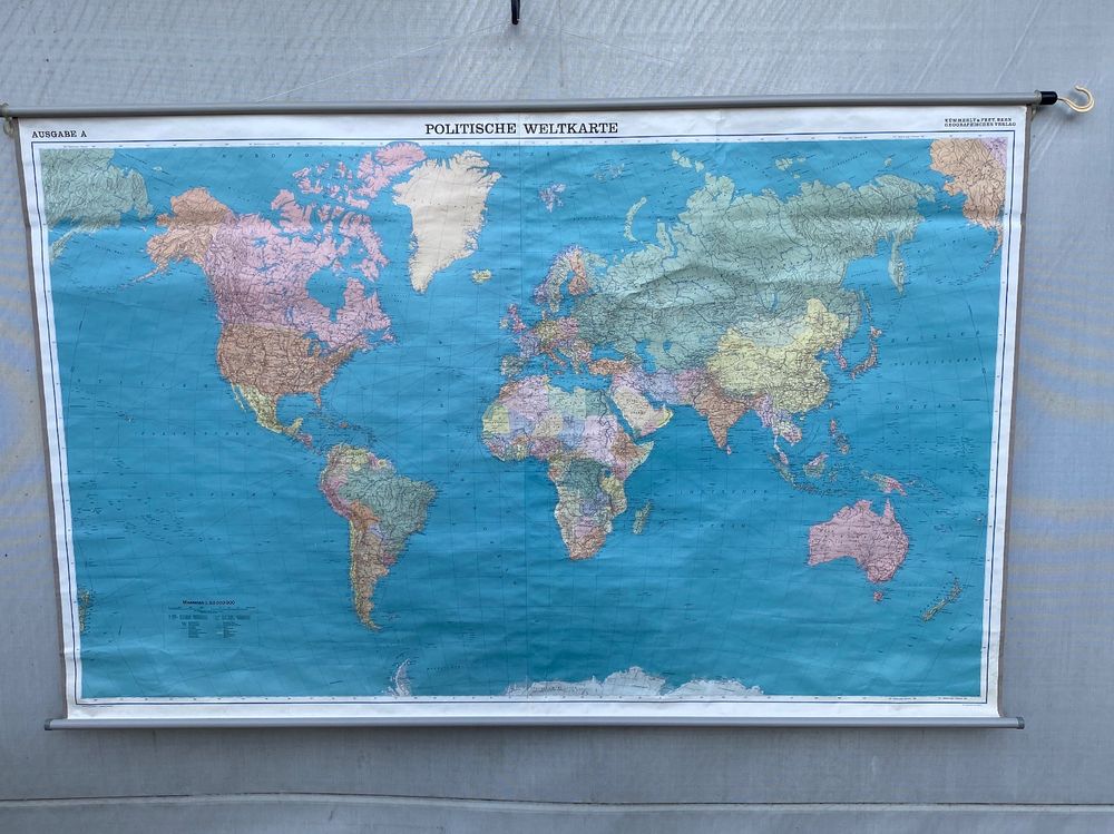 Weltkarte Rollkarte (Gebraucht) in Dozwil für CHF 15 – nur Abholung auf Ricardo kaufen