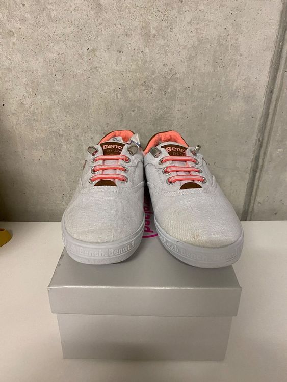 Bench Mädchen Slipper Gr.33 (Gebraucht) in Zetzwil für CHF 9 – mit ...