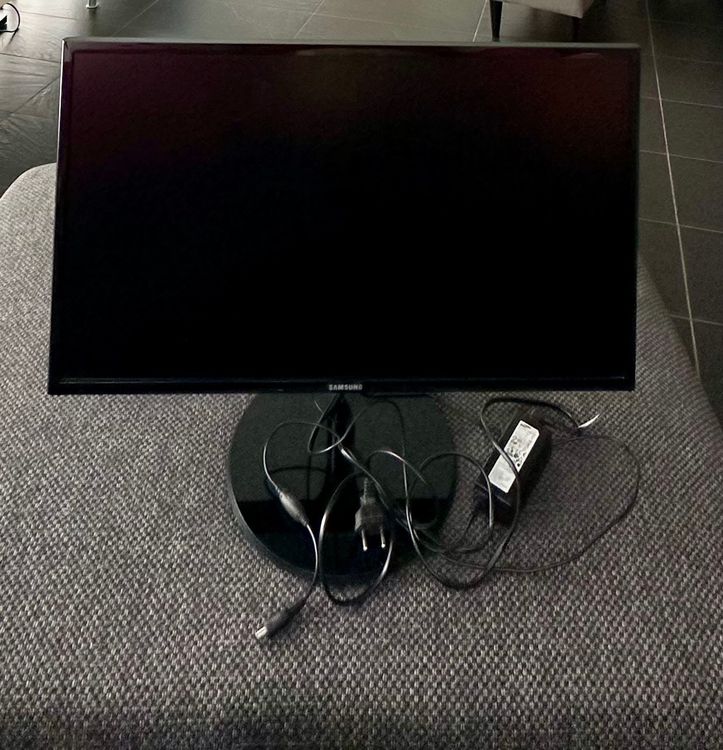 Samsung Monitor 27 Zoll S27F350FHU LED | Kaufen auf Ricardo