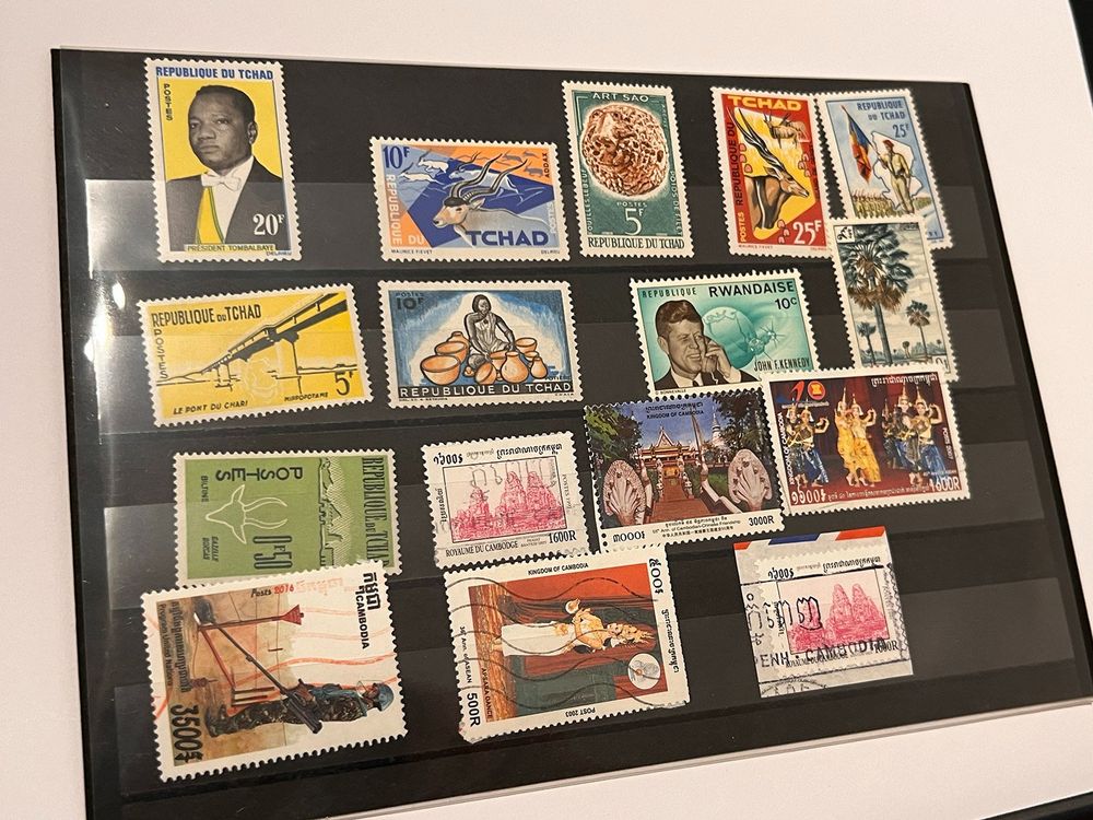 Briefemarke lot Tchad, Rwanda, Cambodia (Gebraucht) in Riva san vitale ...