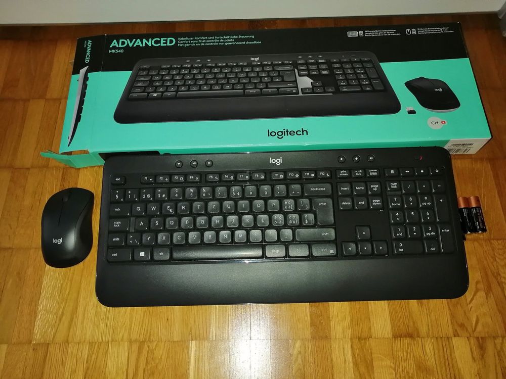 Logitech MK540 ADVANCED kabelloses Tastatur- und Maus-Set (Neu (gemäss Beschreibung)) in Uster ...