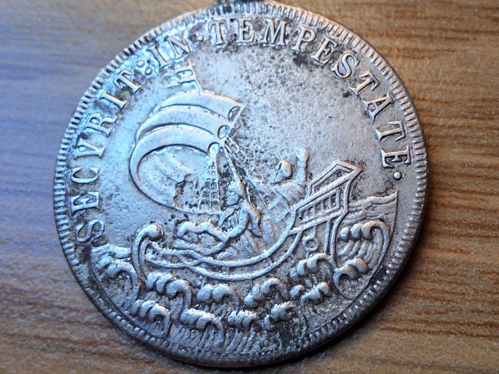 Ungarn Replika Kremnitzer St. Georgs-Taler m/Öse, Dm. 34 mm (Gebraucht ...